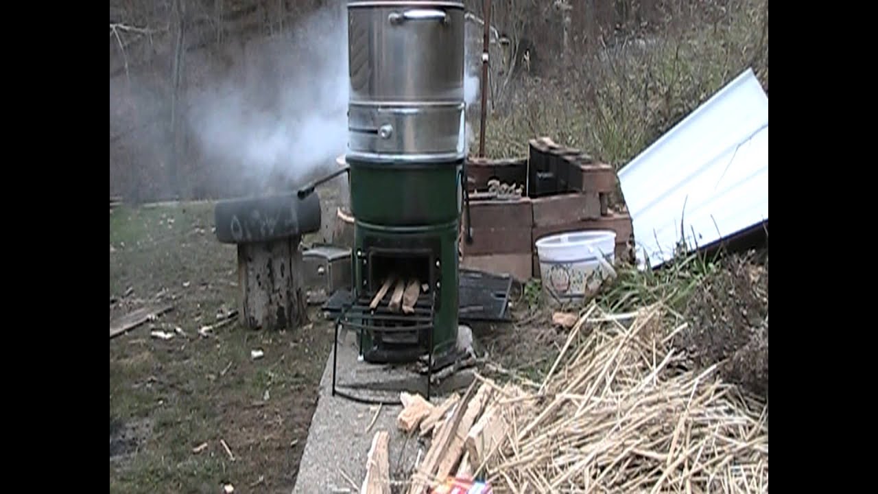 Off grid cooking in bad weather - YouTube