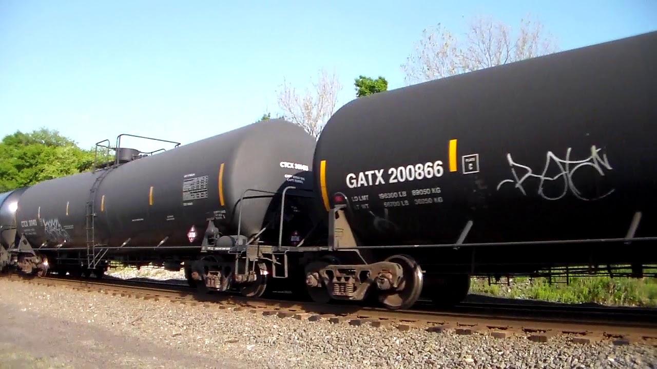 Train meet with 2 bomb trains - YouTube