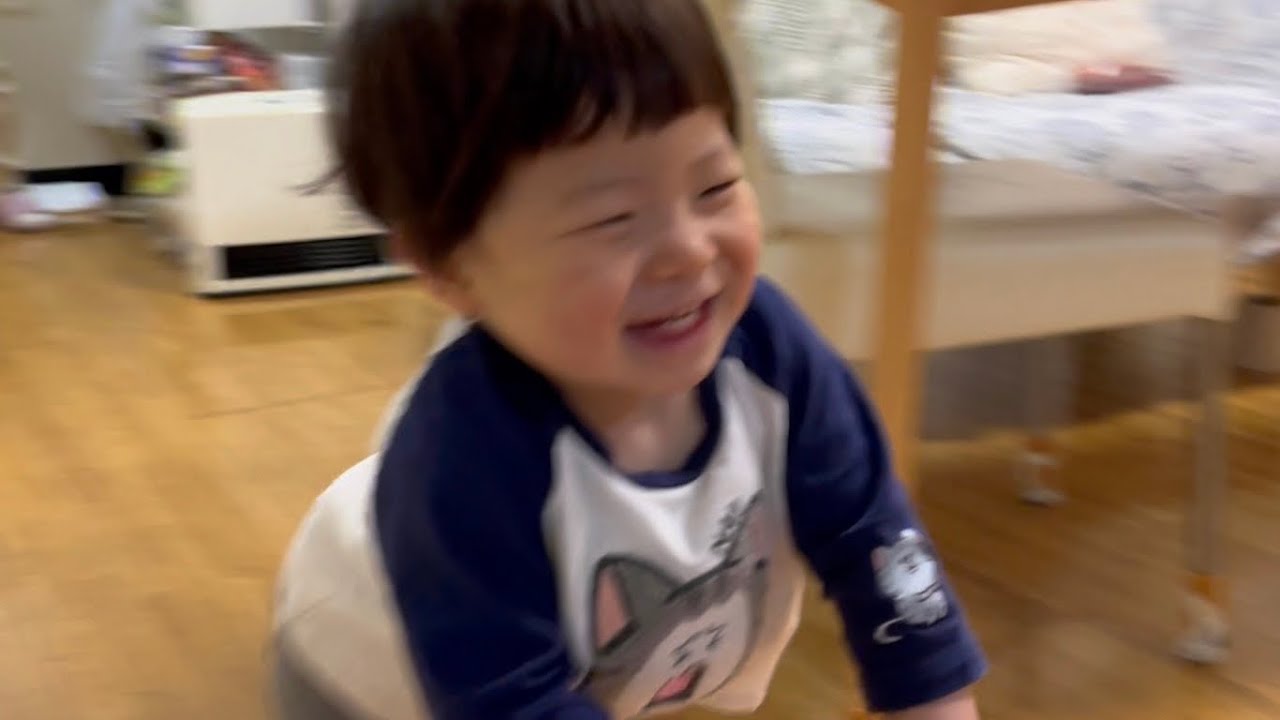 🌈 Racing around grandpa’s house! 🏃💨 Full speed ahead! (1y6m5d No.6 ...