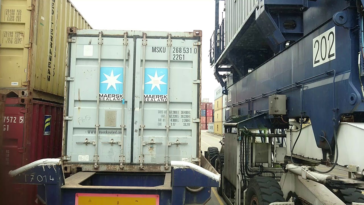 Container being lifted on trinity terminal - YouTube