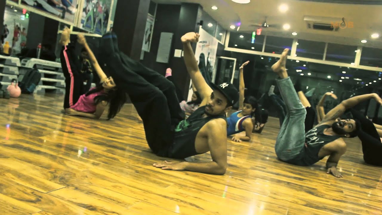 Second Dance Workshop of The MOB Dance Studio - YouTube