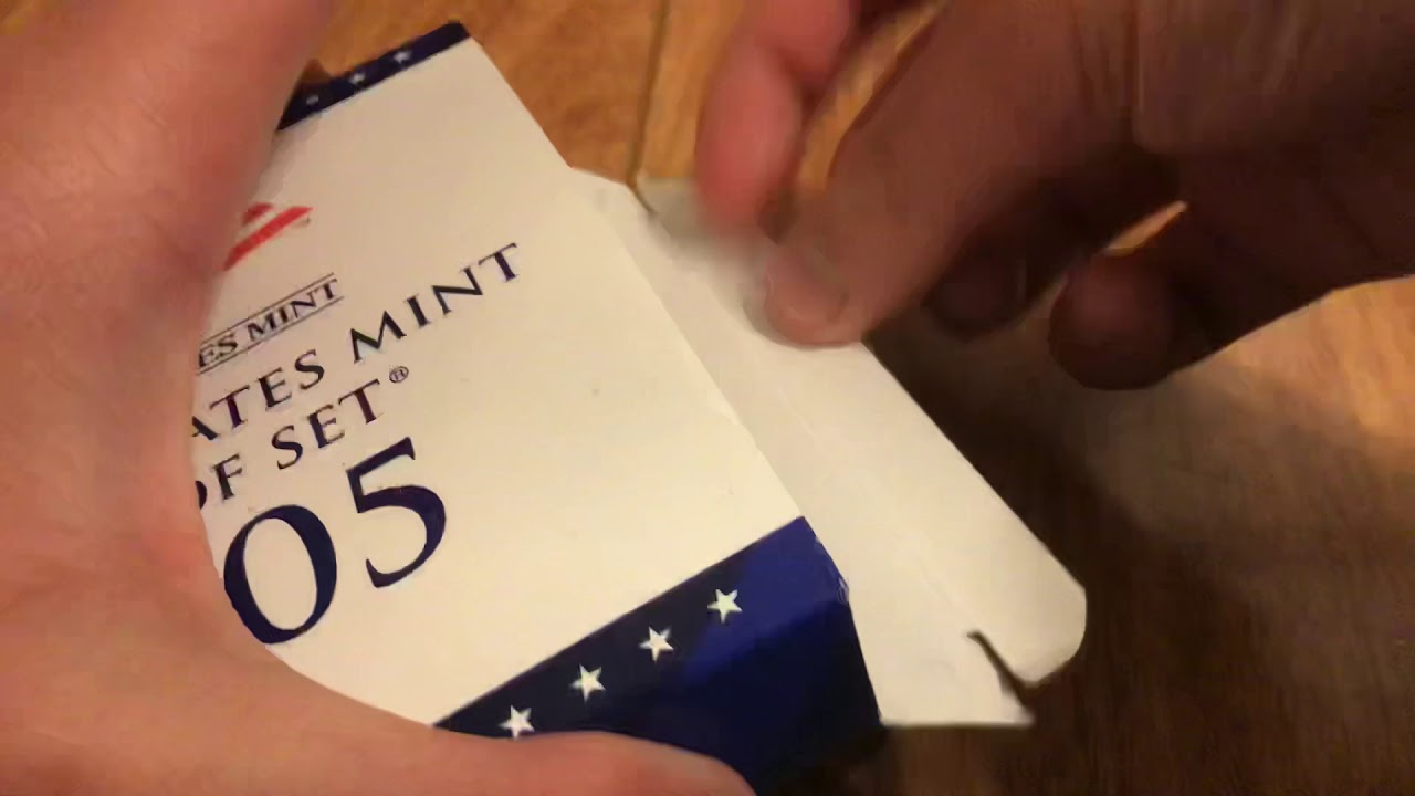 Unboxing 2005 mint set and 1971 mint set - YouTube