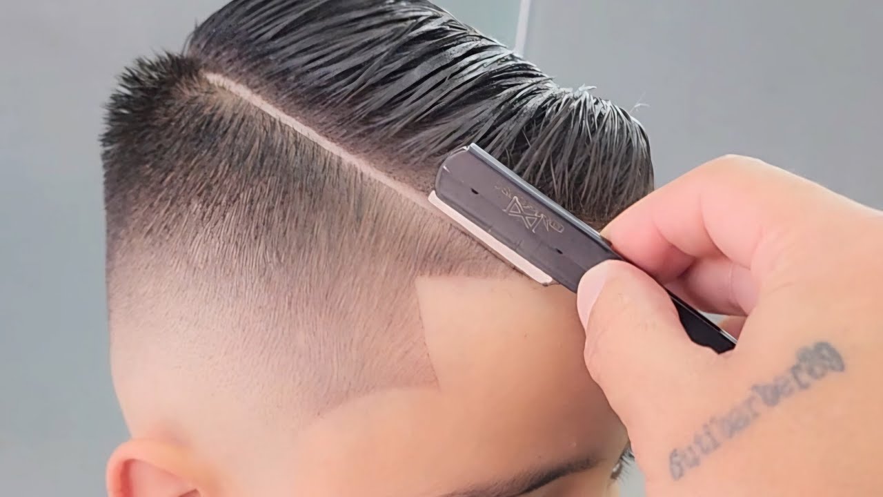 Cómo marcar la línea en un corte de cabello que se peina de lado corte ...