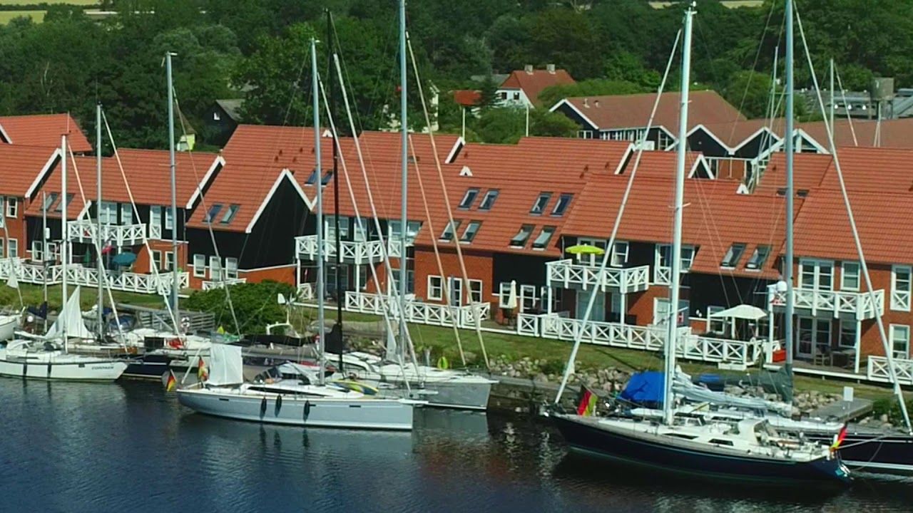 Feriecenter Møn - Danland - YouTube