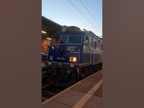 EP07-332 z TLK Karkonosze w Jeleniej Górze #EP07 #IC - YouTube