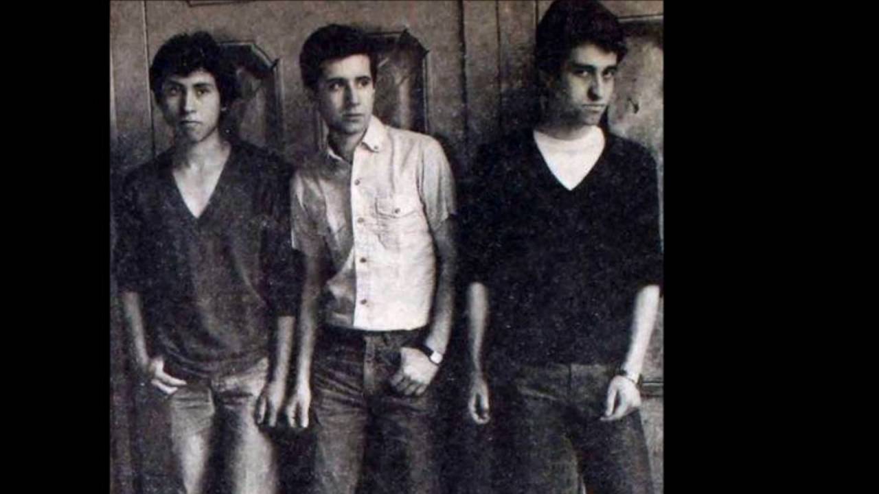 Los Prisioneros - Tren Al Sur - YouTube