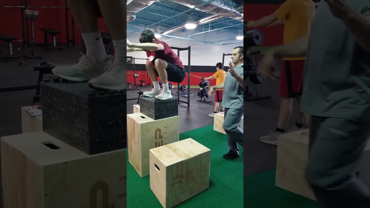 40" box jump by youth athlete - YouTube
