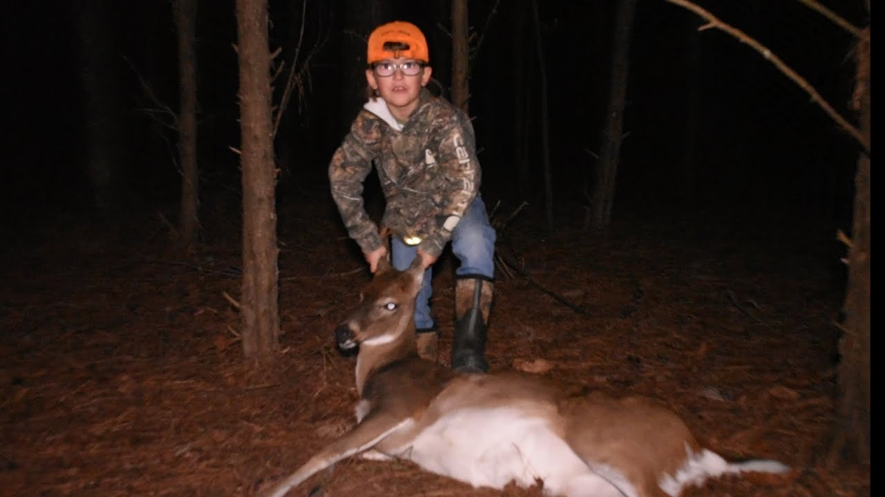 DOE DAYS PART 1 | SEASON’S CLOSING & WE’RE STACKING MEAT! - YouTube