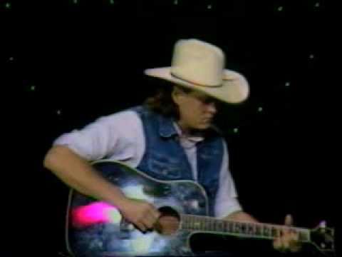 Blake Shelton- In the beginning - YouTube