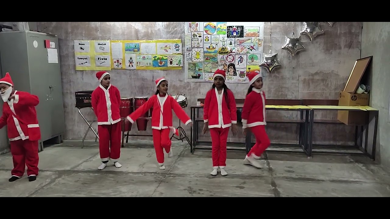Christmas🌲 Dance Performance/Merry Christmas-Jingle Bells - YouTube