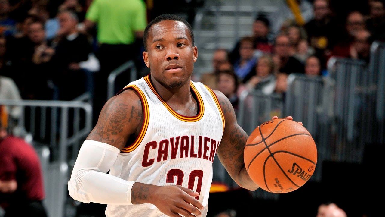 Cavs Rookie Kay Felder Breaks Out After Canton Charge Assignment - YouTube