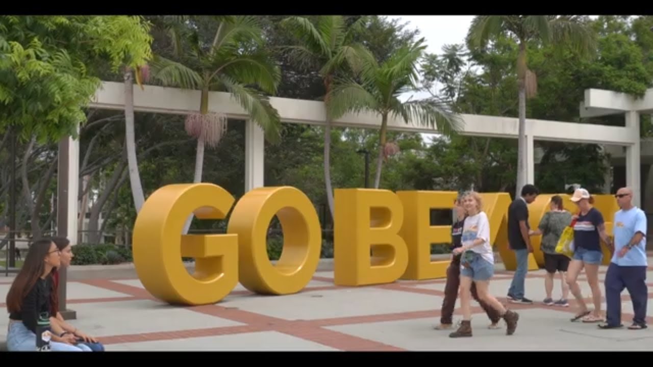 🎓Cal State Long Beach University Campus Tour 🌳CSULB Campus Life - YouTube