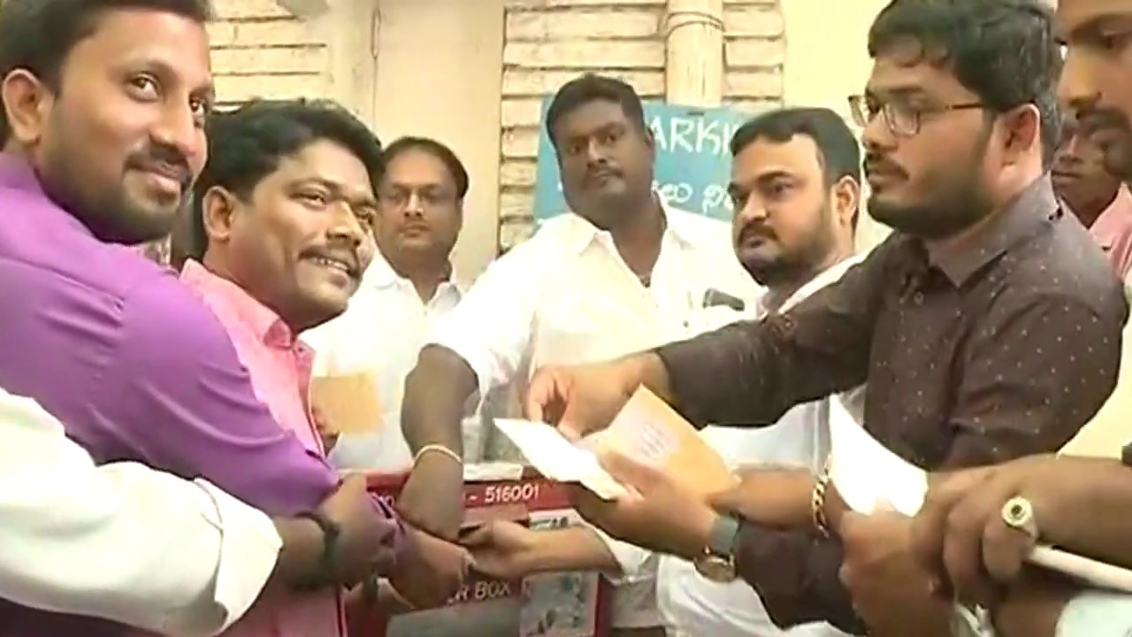 YSRCP Student leaders in postal protest in support to 3 capitals || YSR ...