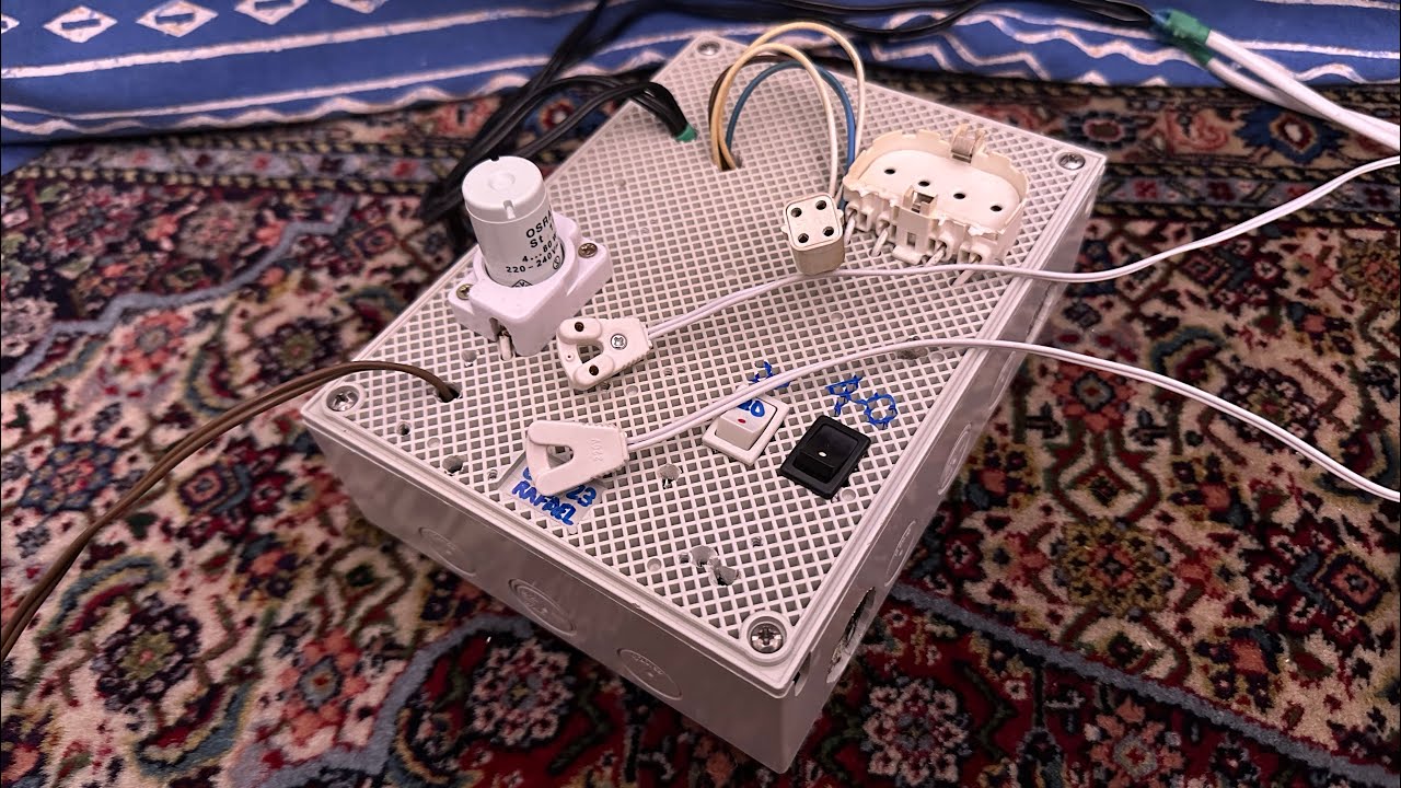home made testing box for fluorescent lamps - YouTube