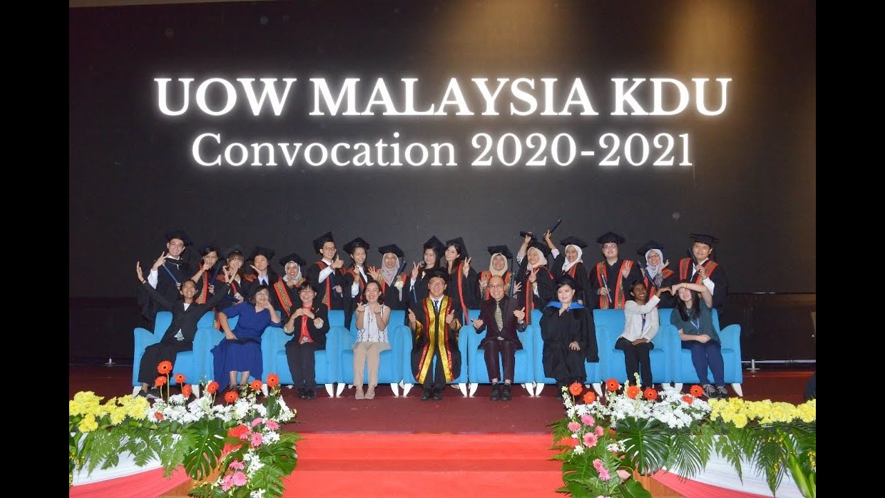 2020 & 2021 UOW Malaysia Convocation - YouTube