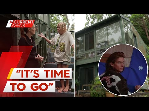 Flamed-haired 80s star Yahoo Serious accused of squatting in elderly man's home | A Current Affair