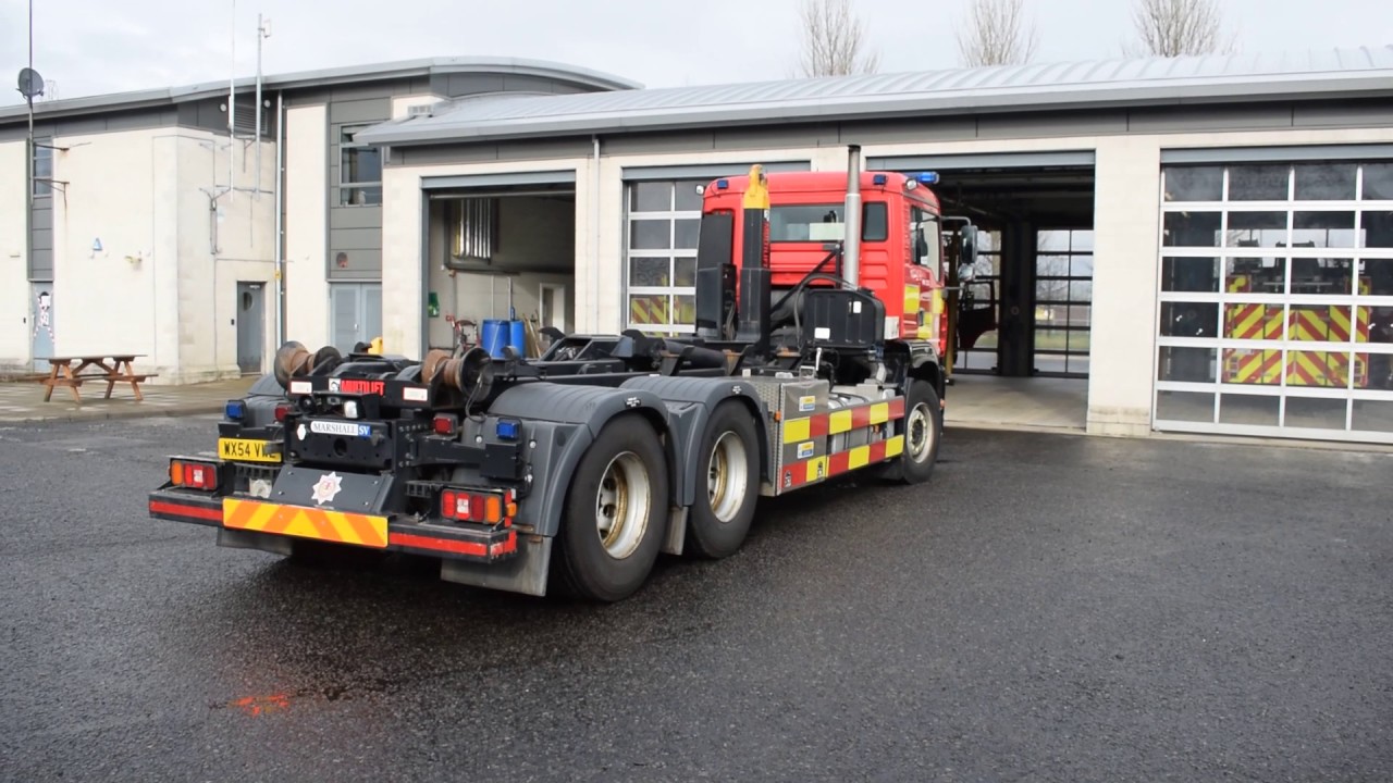 Scottish Fire & Rescue Service Falkirk Prime Mover Blue Light Demo ...