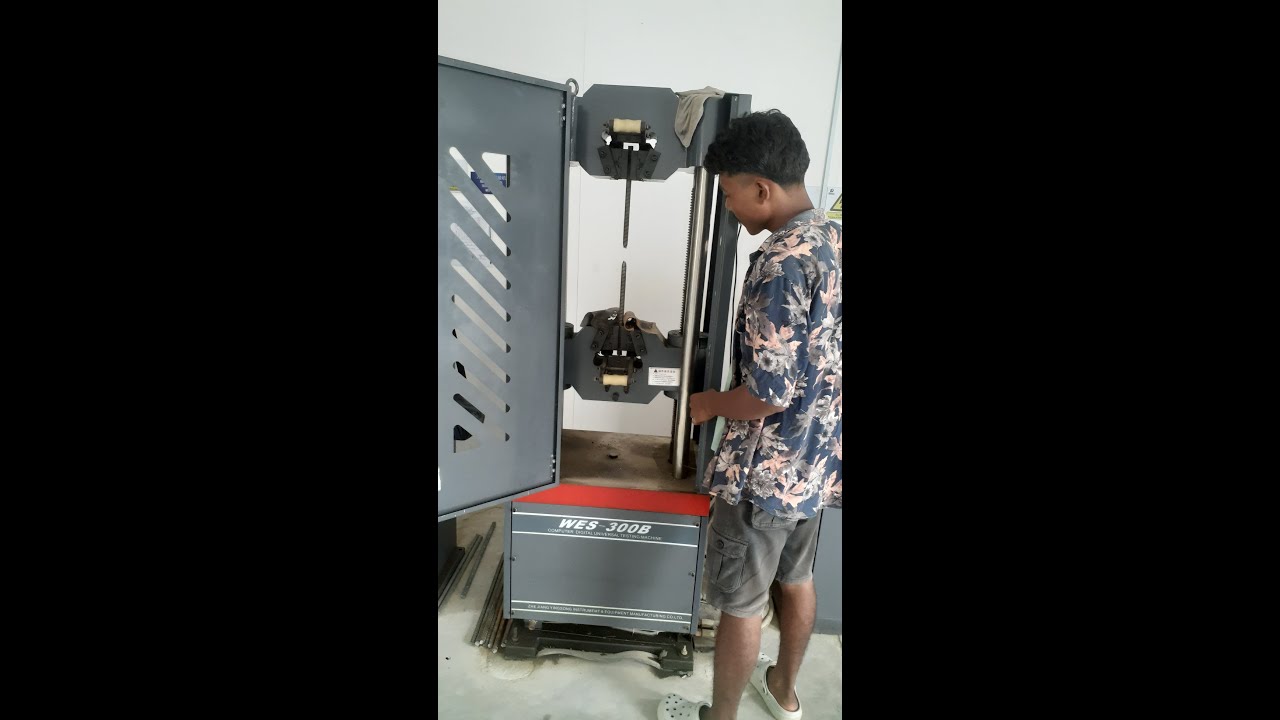 Tensile Testing of Rebar in UTM #civilengineering #knowledge # ...