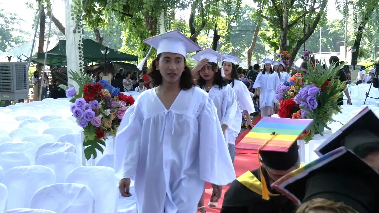 LGBTQ+ students march as true selves in Quezon City's 'Graduation ...