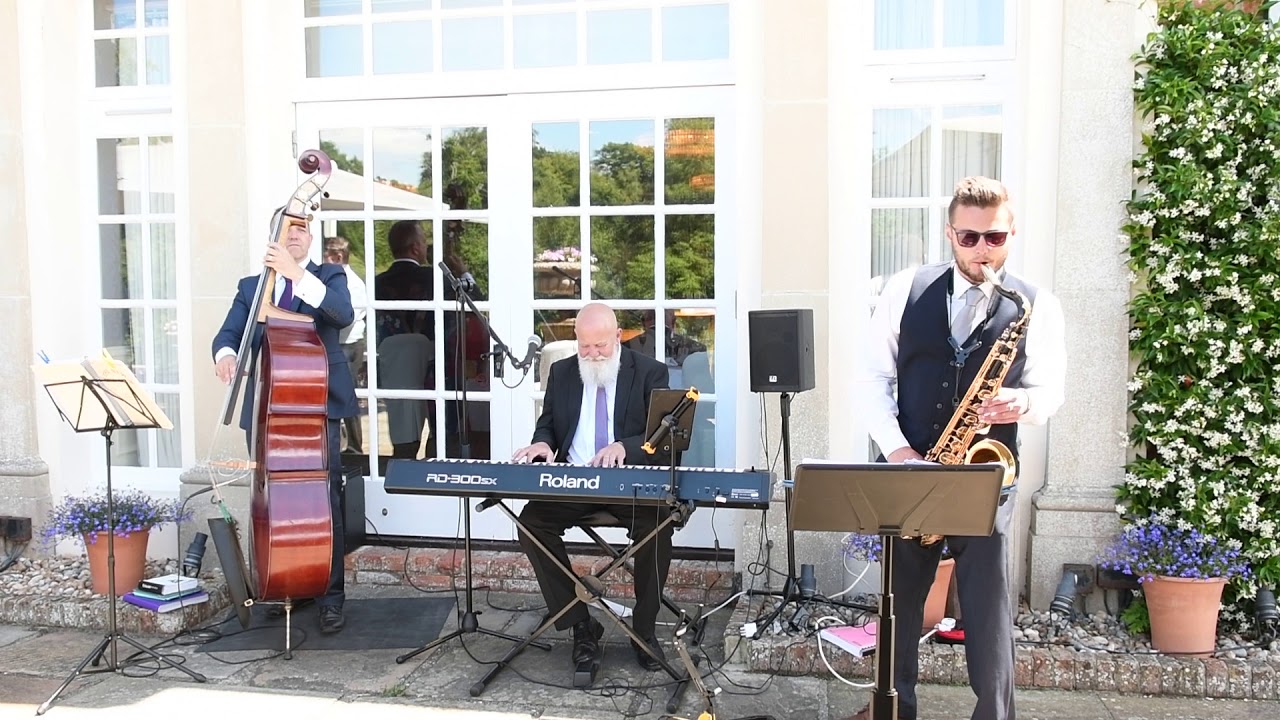 Kyle Shenton Trio at Chewton Glen - YouTube