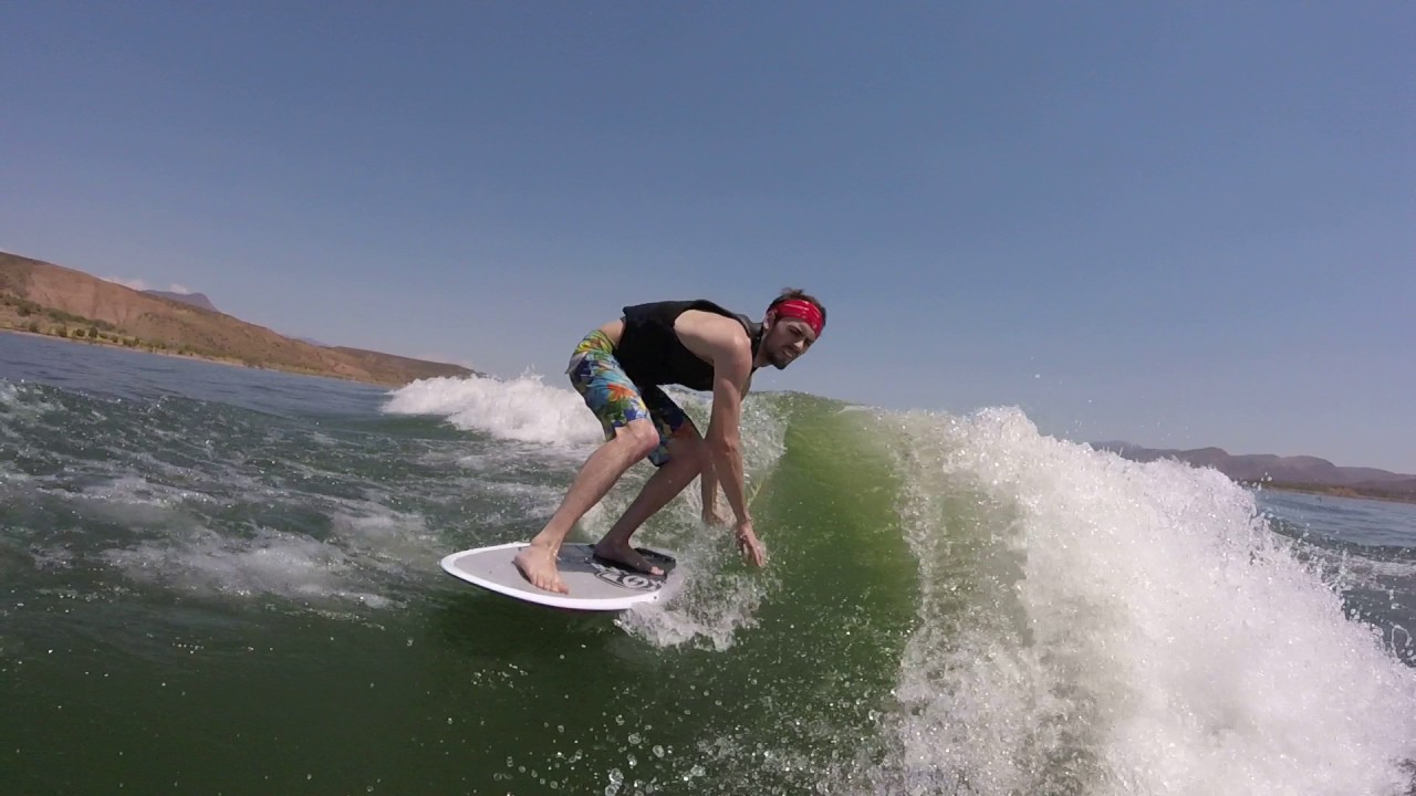 Surfing | Wake Surf | 360 turn attempt | Lake roosevelt - YouTube