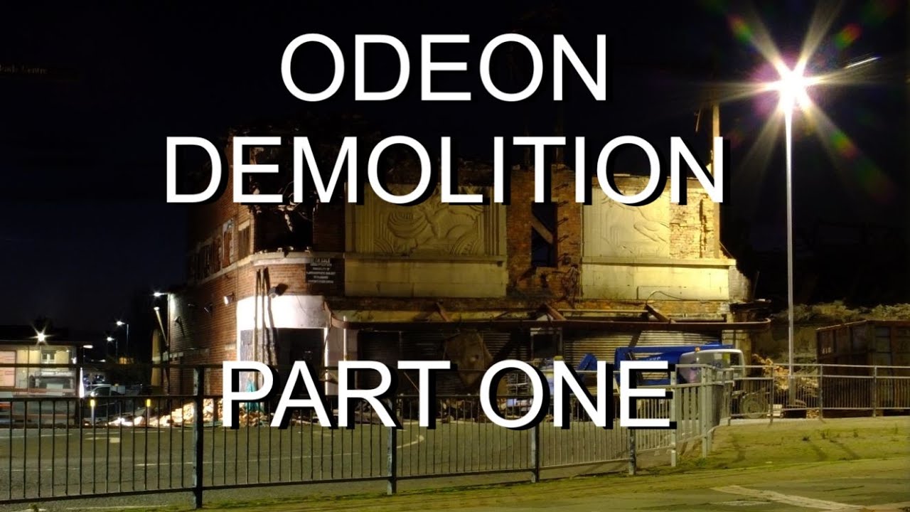 Demolition of Hartlepool Odeon Cinema . Part one .. - YouTube