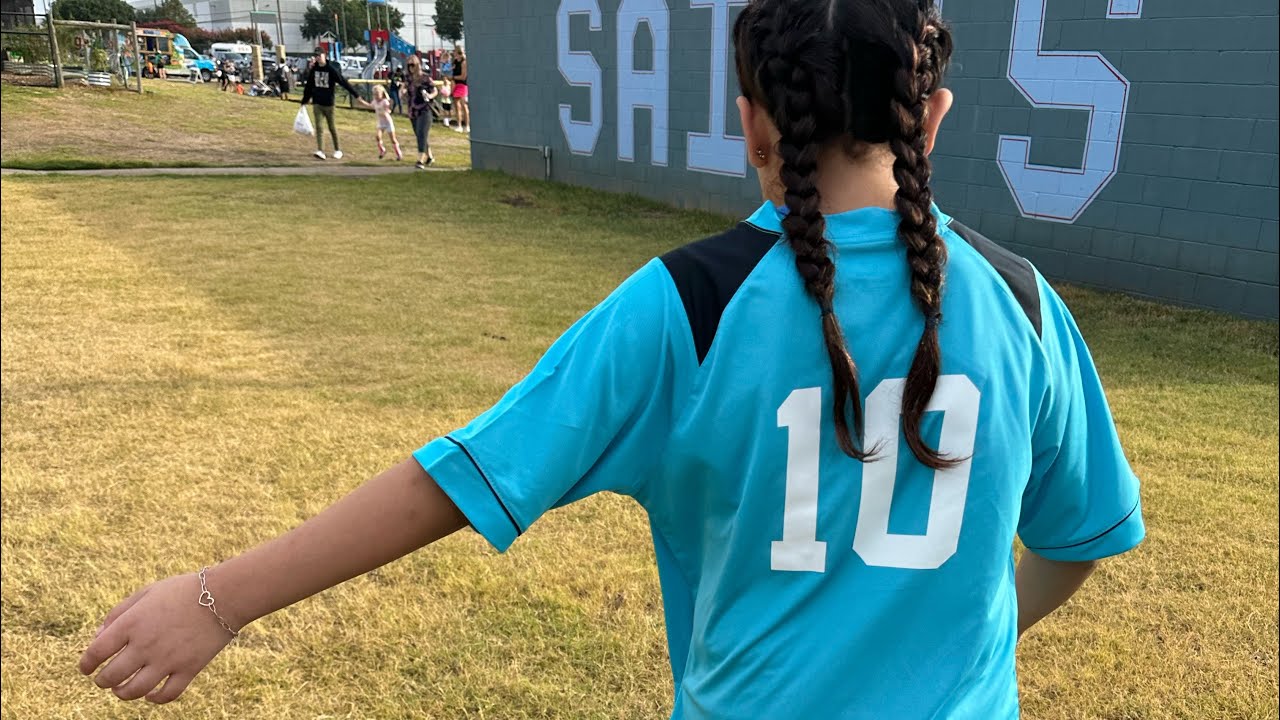 Jaylei Watts' - 1st & 2nd Soccer Game - 2nd Season - YouTube