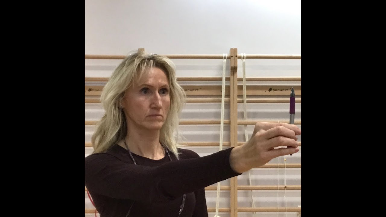 Help your balance with this simple eye exercise - YouTube