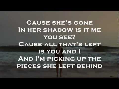 Paloma Faith - Picking Up The Pieces lyrics (HQ)
