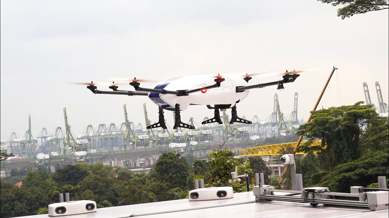 Airbus' drone delivers parcels throughout this university campus | CNBC ...