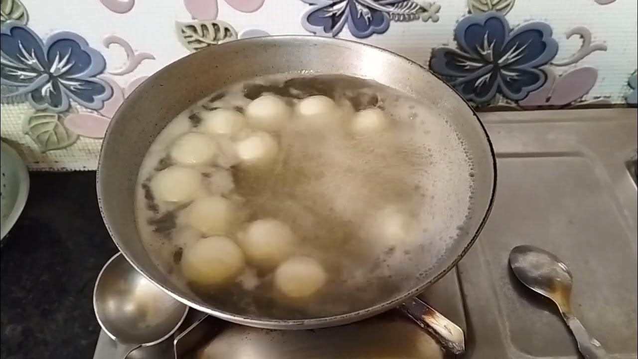 gorom gorom rosogolla - YouTube