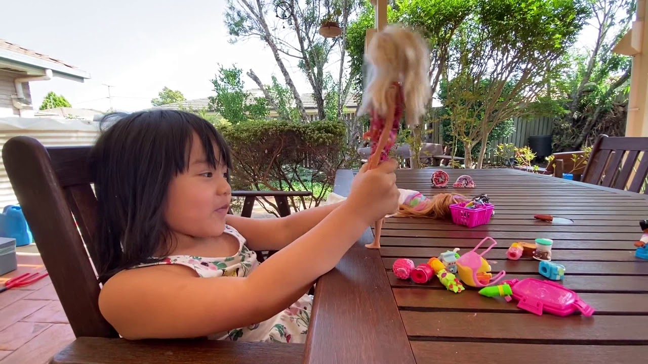 Dolls Youtube