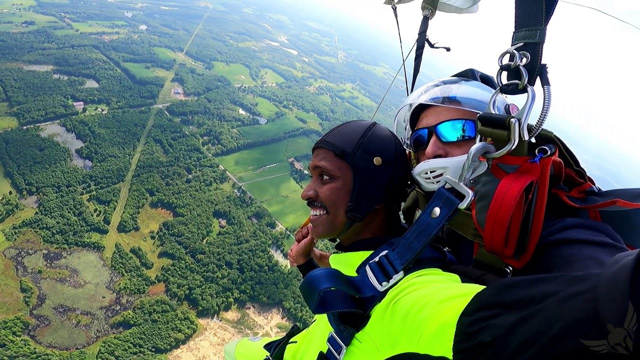 First Time SkyDiving | Pittsburgh | First Jump | 10500 Feet - YouTube
