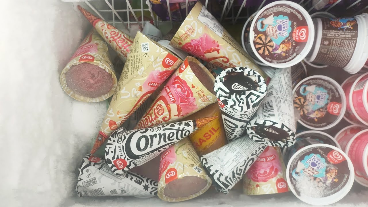 Serunya Borong Eskrim Walls Cornetto Coklat, Corneto Stroberi, Eskrim ...