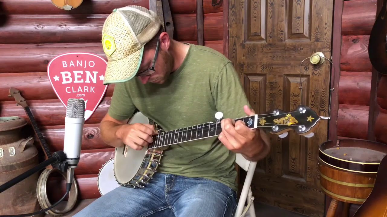 Eastman White Laydie Banjo Product Demo - YouTube