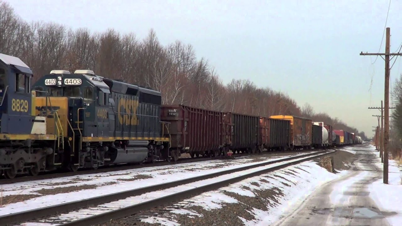 Ex-EL SD45-2 Leads OI16 - December 20, 2013 - YouTube