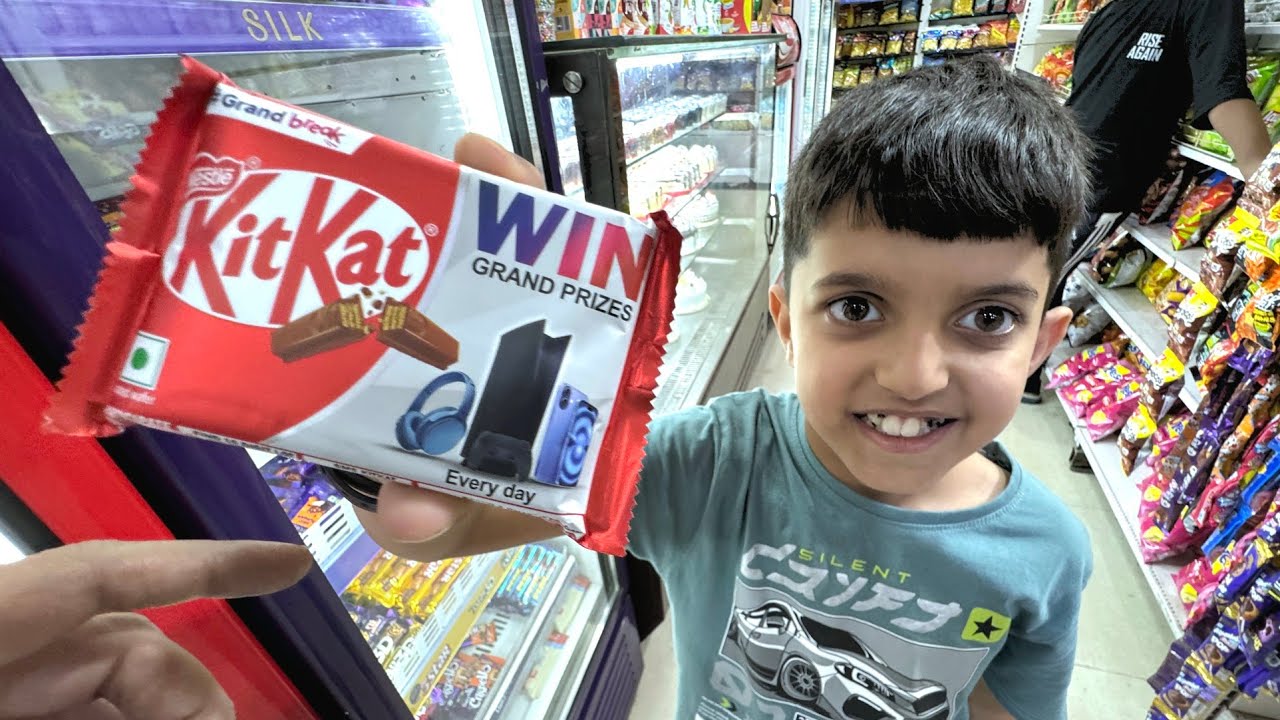 KITKAT Me PS5 Ya Popat 😂 | Pizza Challenge | Yaatri - YouTube