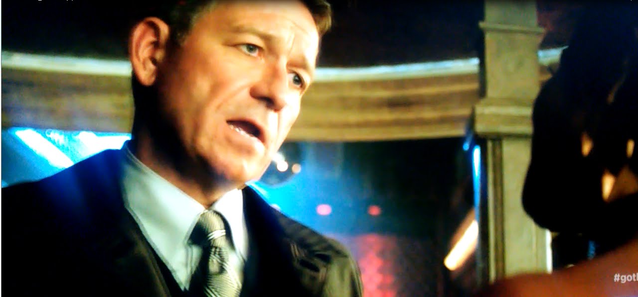 Gotham fall finale clip " Alfred and fish mooney - YouTube