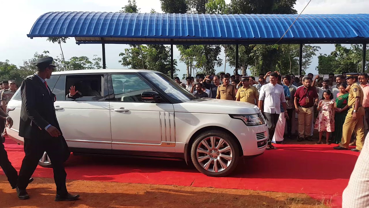 M.A Yusufali RANGE ROVER at inauguration - YouTube