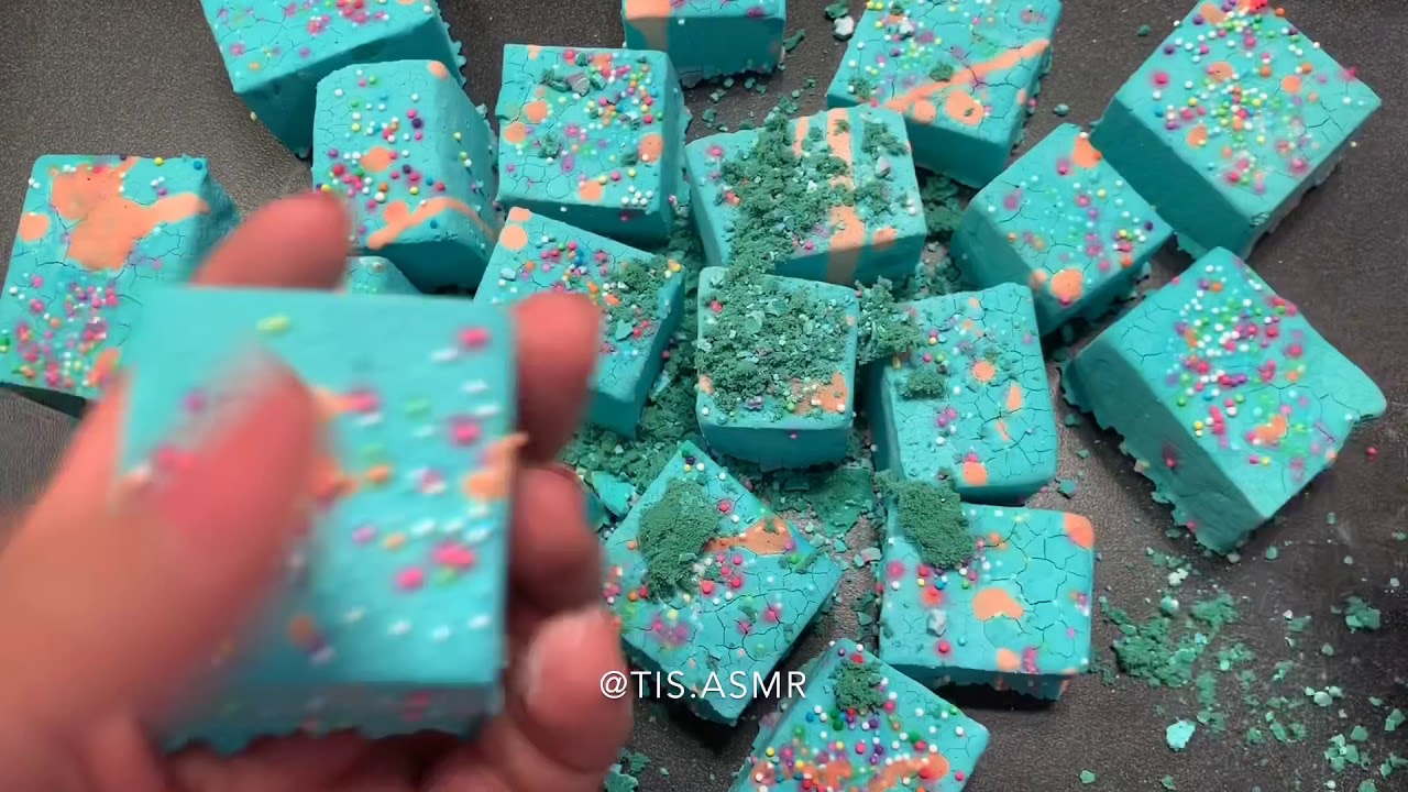 CORNSTARCH CUBES - YouTube