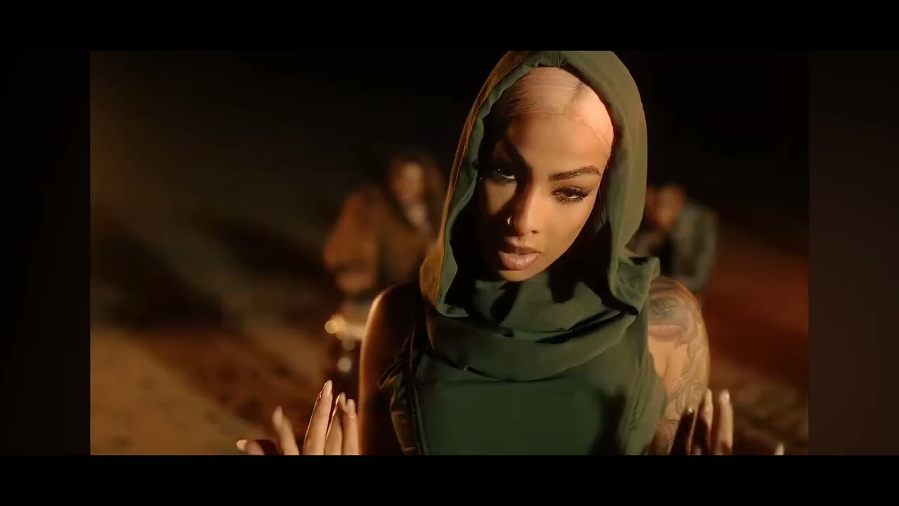 YAILIN LA MAS VIRAL - CHAPA ( VIDEO OFICIAL) - YouTube