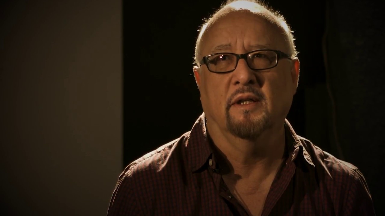 Daniel Varela invita a alumnos a la #MuestraCAAV - YouTube