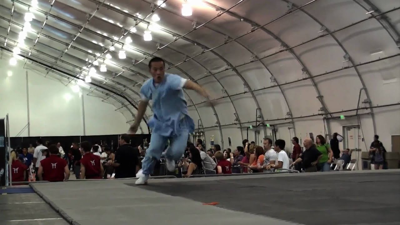 the 2010 WildAid Tiger Champion: Yuan Long - YouTube