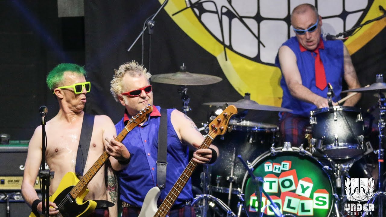 The Toy Dolls - Firey Jack, ao vivo em Curitiba - YouTube