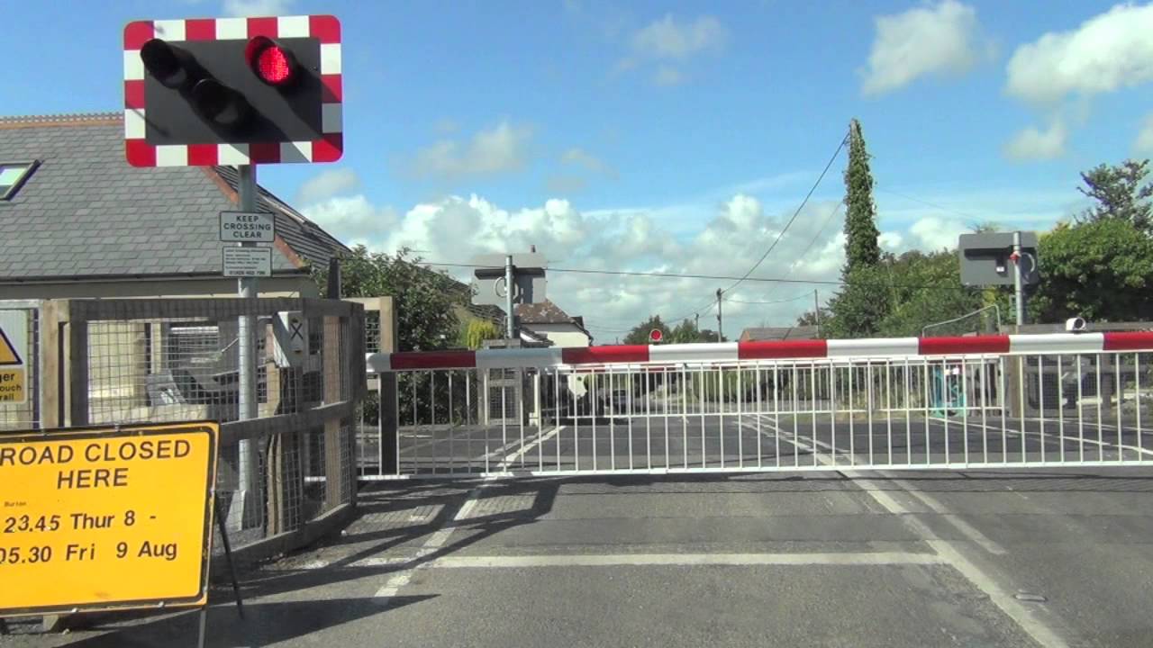 East Burton Level Crossing - YouTube