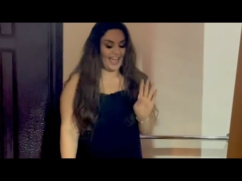 ŞƏBNƏM TOVUZLU SƏHNƏ ARXASINDA ELƏ RƏQS ETDİ Kİ...