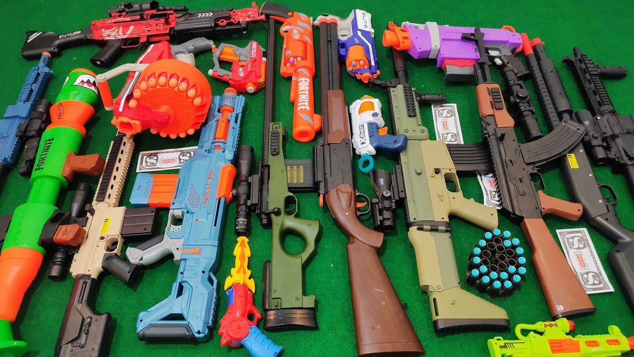 Collecting 7 SNIPER RIFLES And AK47 Captain america MACHINE GUN Shotgun ...