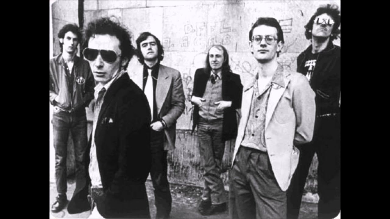 Graham Parker and The Rumour "Passion is No Ordinary Word" - YouTube