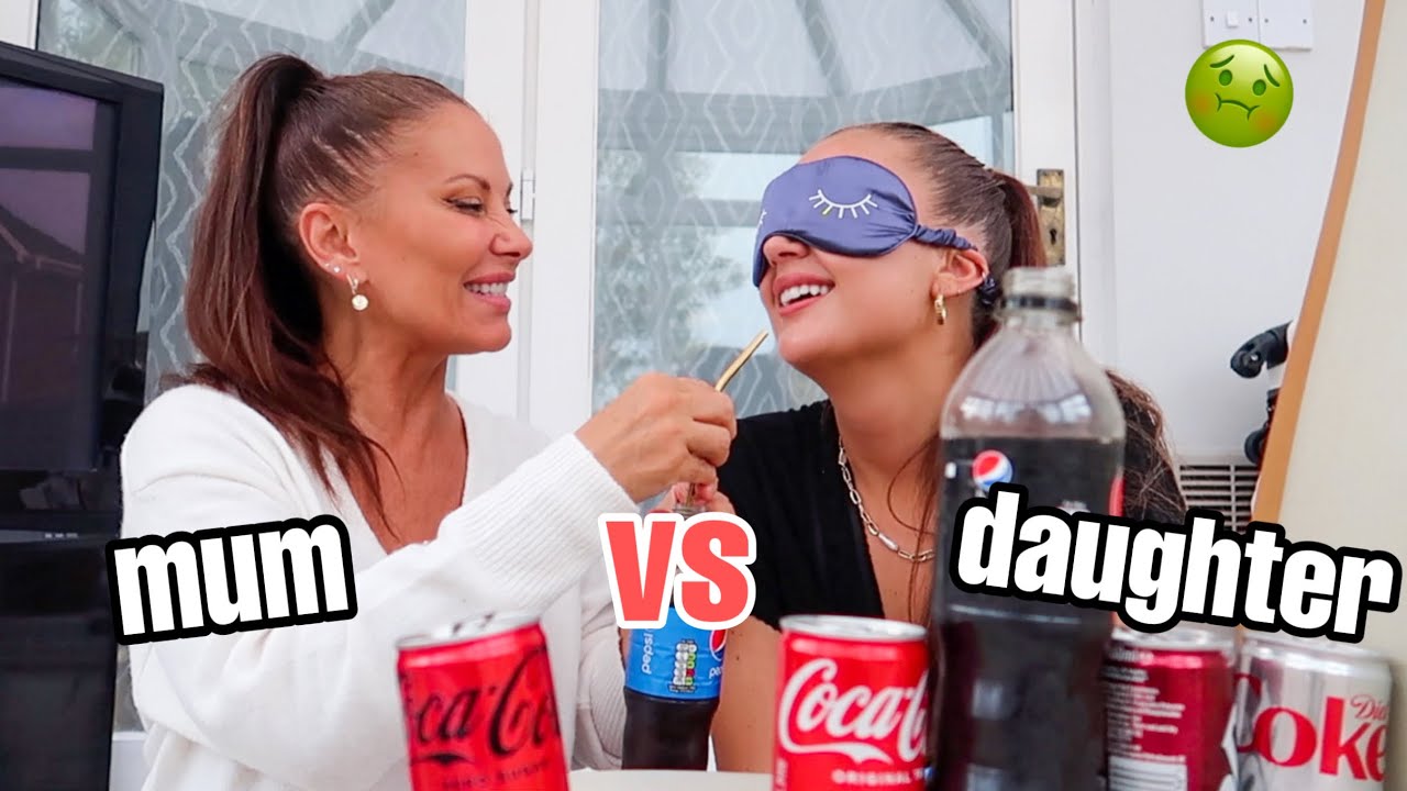 BLINDFOLDED TASTE TEST - mum and daughter - YouTube