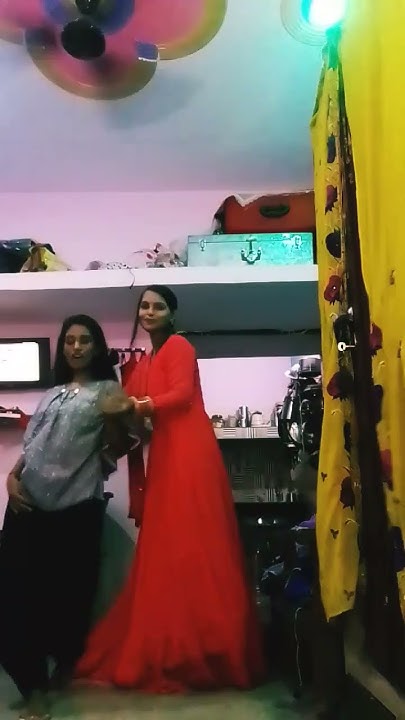 Nanad bhabhi ka first dance kaisa laga guys aap comment mein bataiyega jarur😜🥰🥰 - YouTube